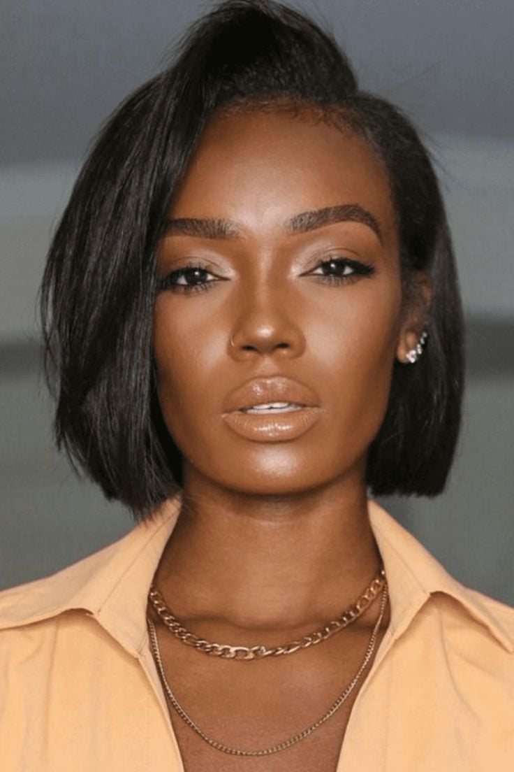 Cabelo curto reto: veja 14 inspirações para 2024