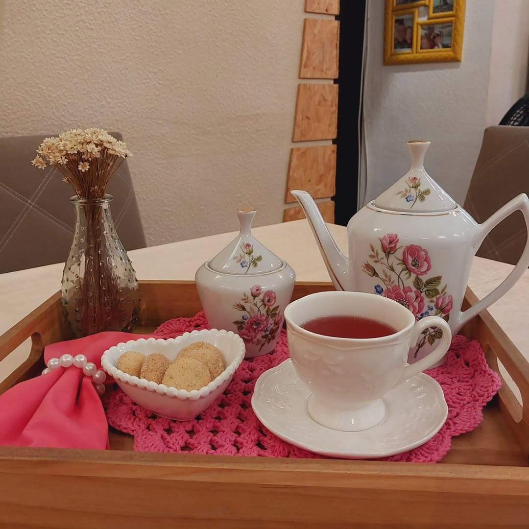 Guia completo para montar a mesa posta de chá perfeita