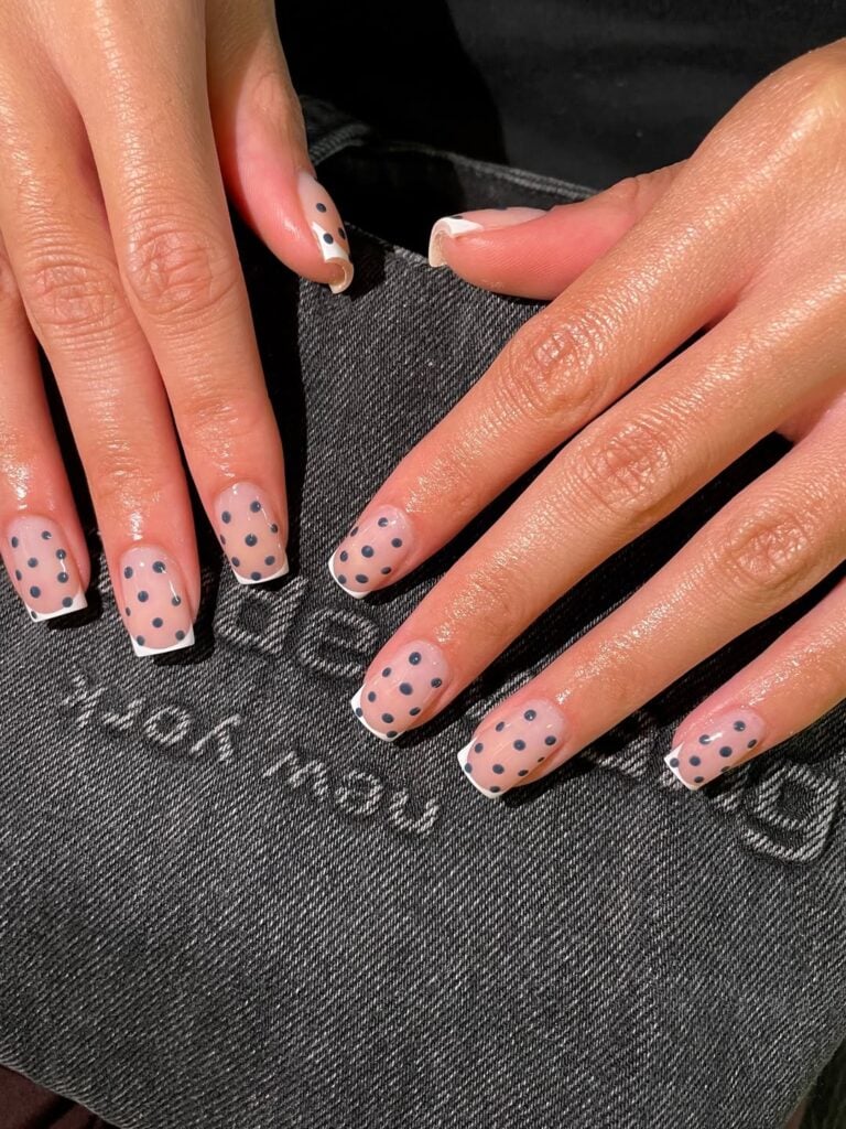 Unhas curtas e quadradas: 6 inspirações modernas e elegantes