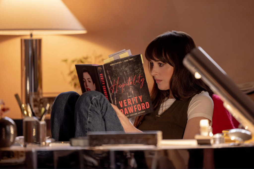 Verity ganha trailer e mostra Anne Hathaway em versão assustadora